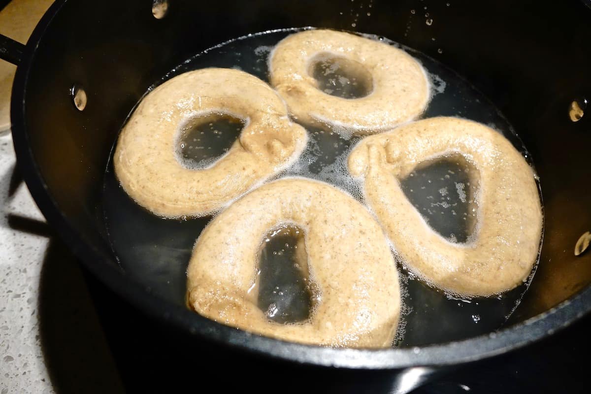 Authentic Bagel Recipe - dirndl kitchen