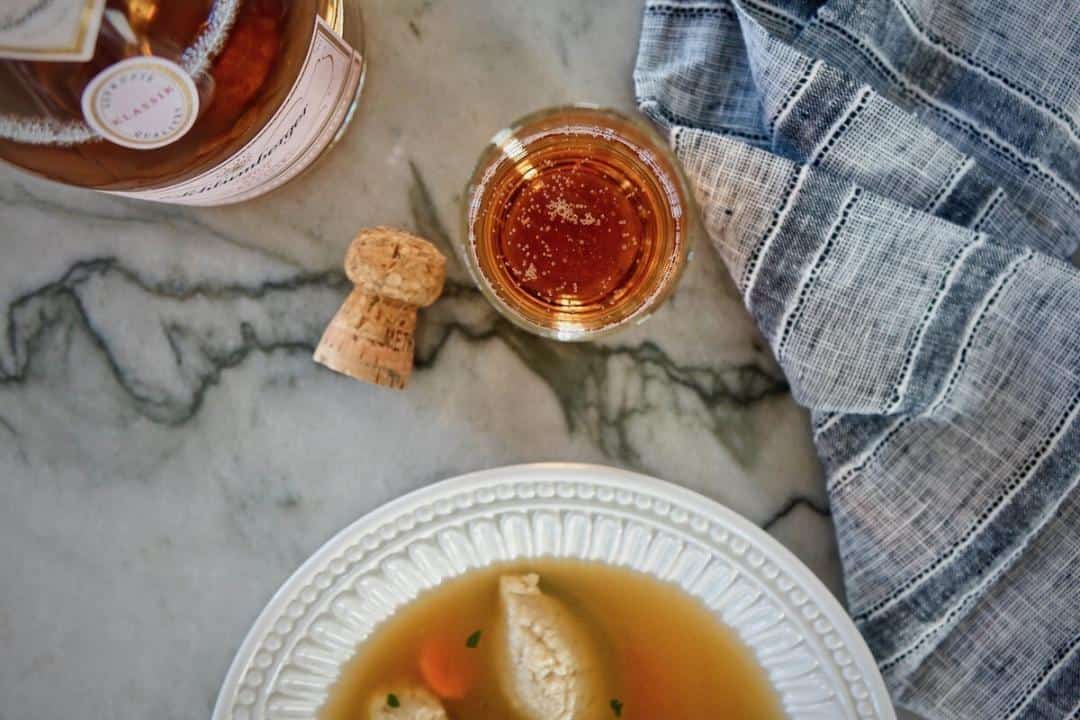 Knoblauch Griessklösschen Suppe: German Garlic Semolina Dumpling Soup ...