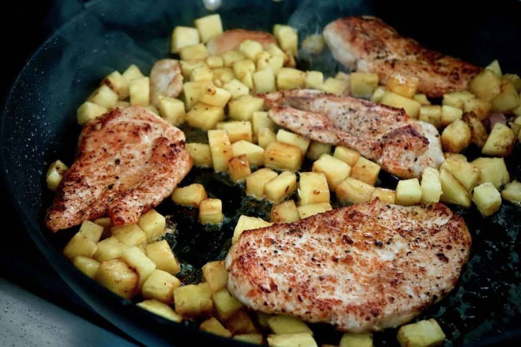 Chicken Schnitzel Hawaii - dirndl kitchen